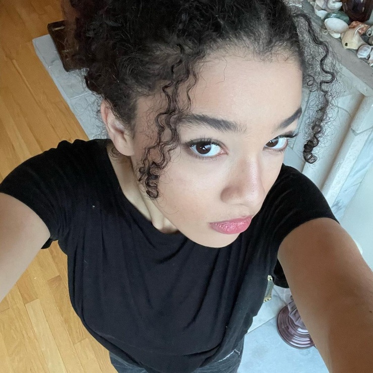 Picture of Malia Baker