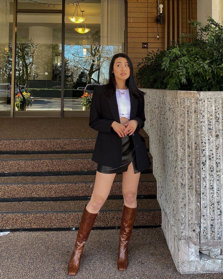 Picture of Angel Zheng