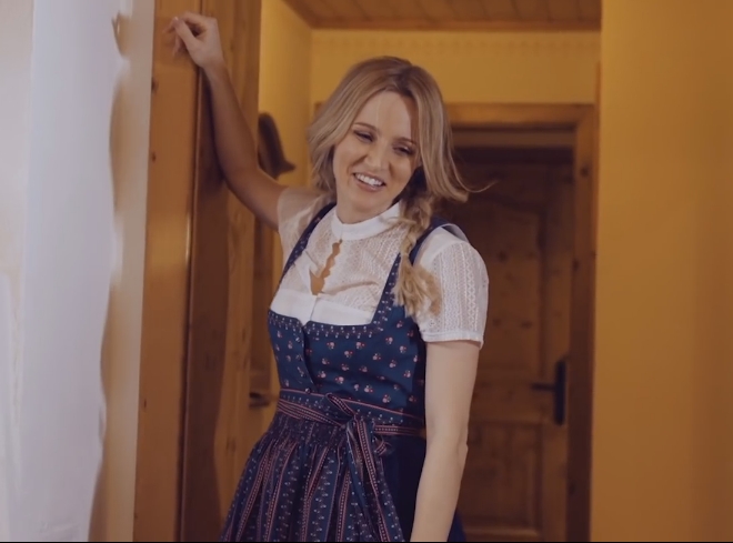 Picture of Melissa Naschenweng