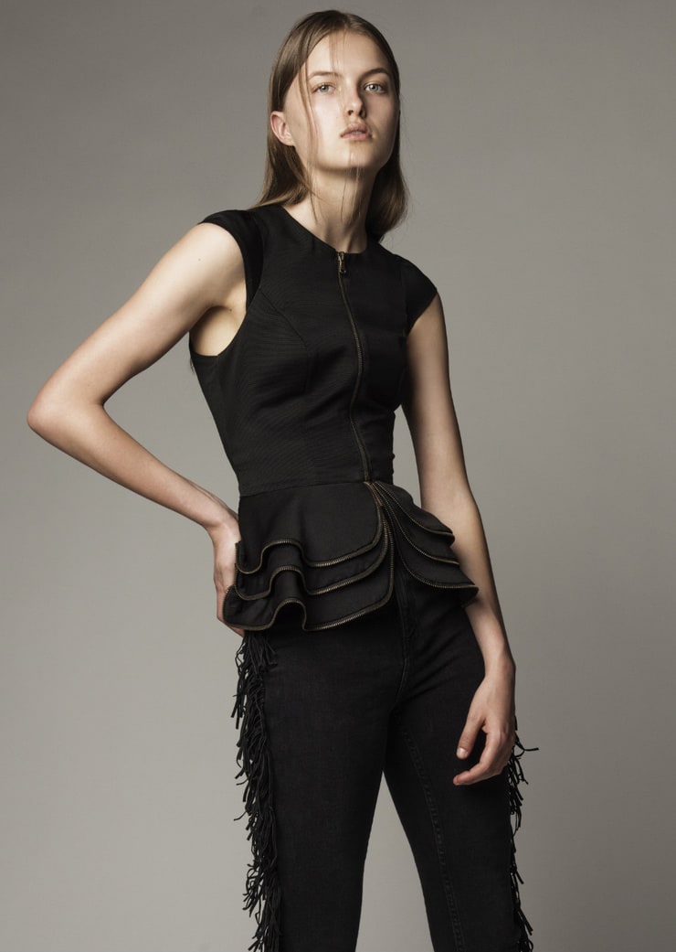 Picture of Sarah Wilson model