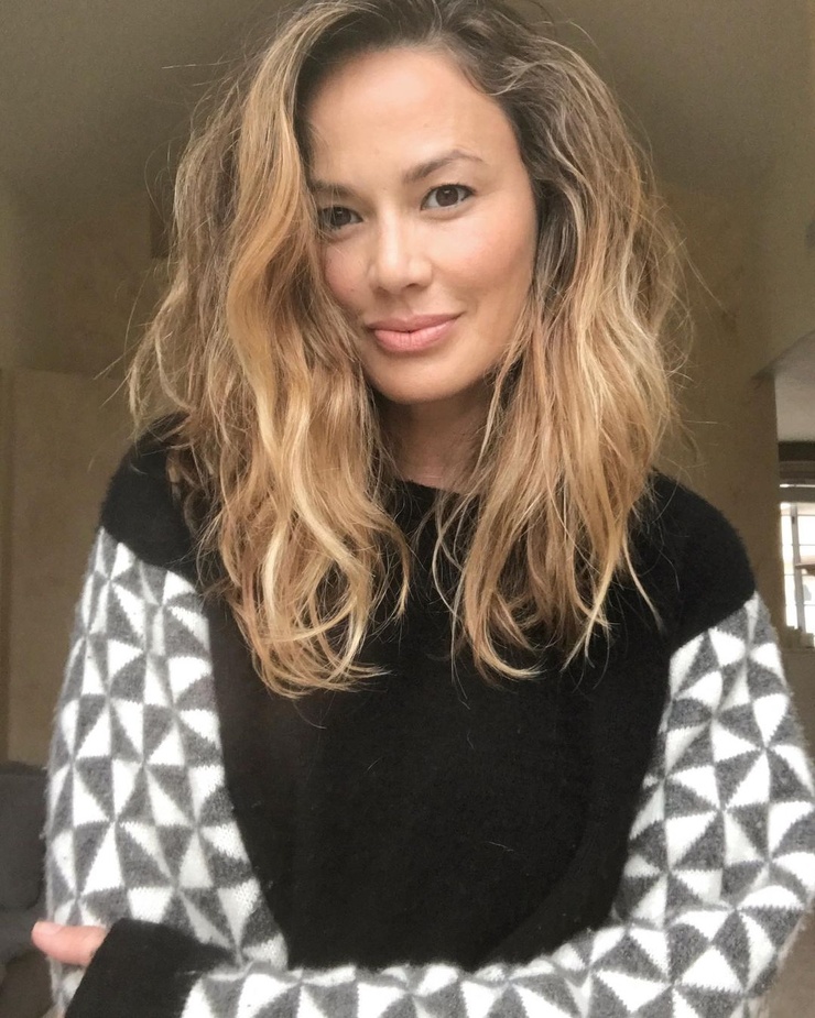 Picture of Moon Bloodgood