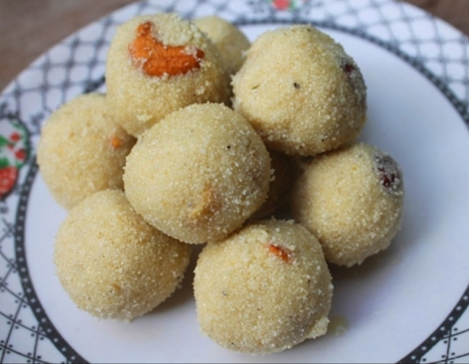 Image of Rava Ladoos