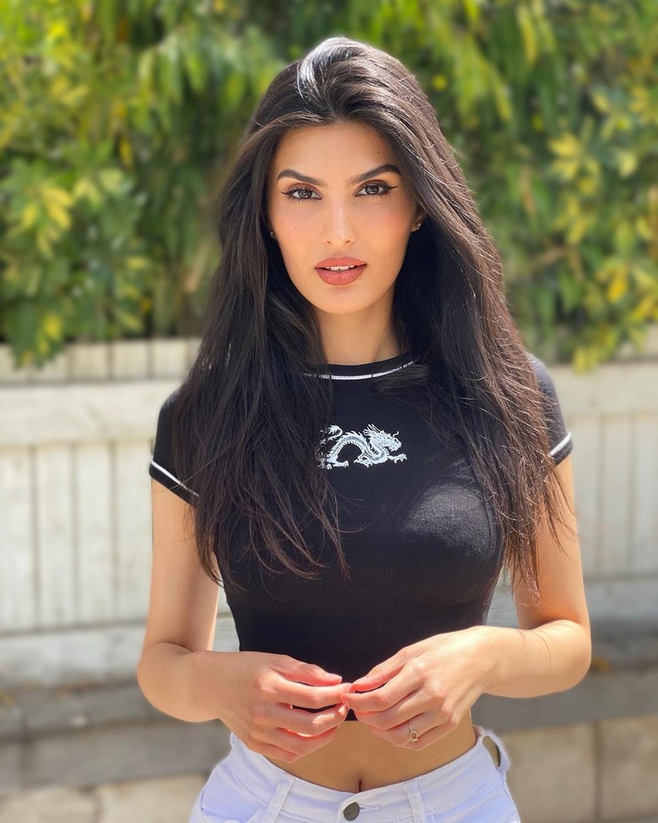 Picture of Yael Cohen (model)