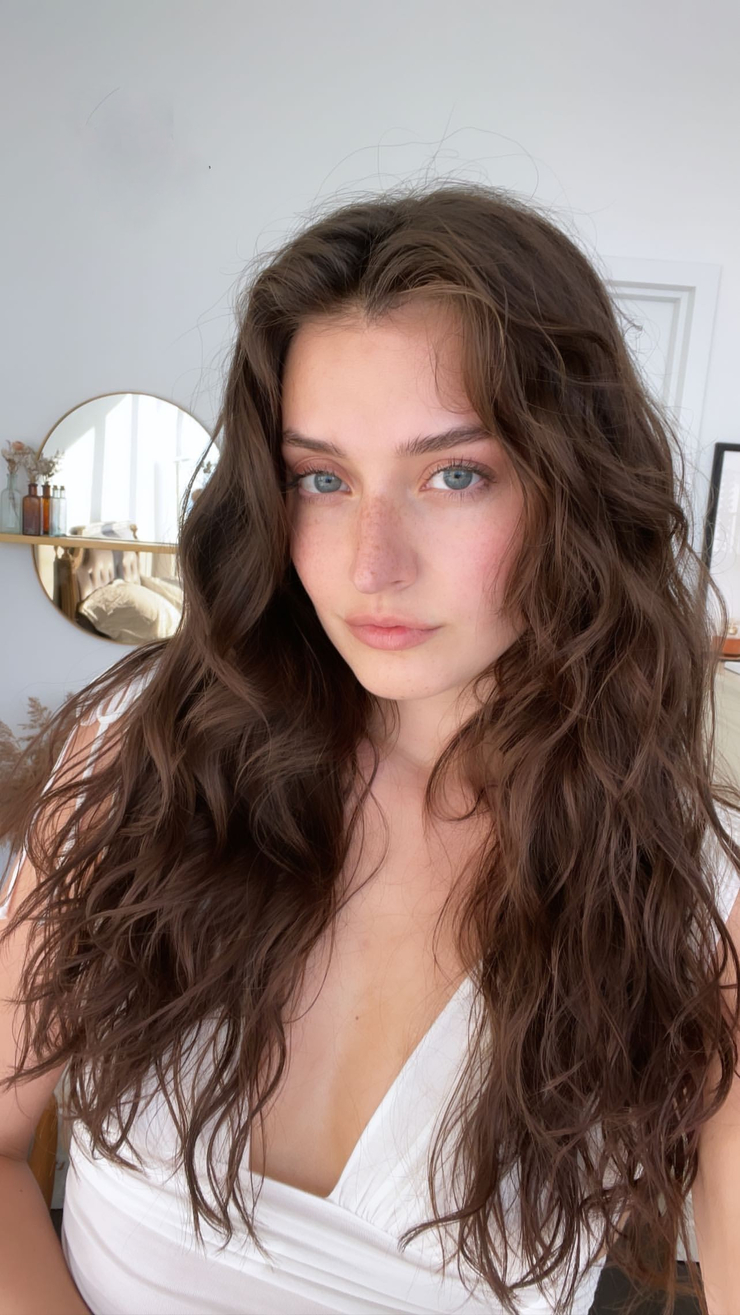 Image of Jessica Clements
