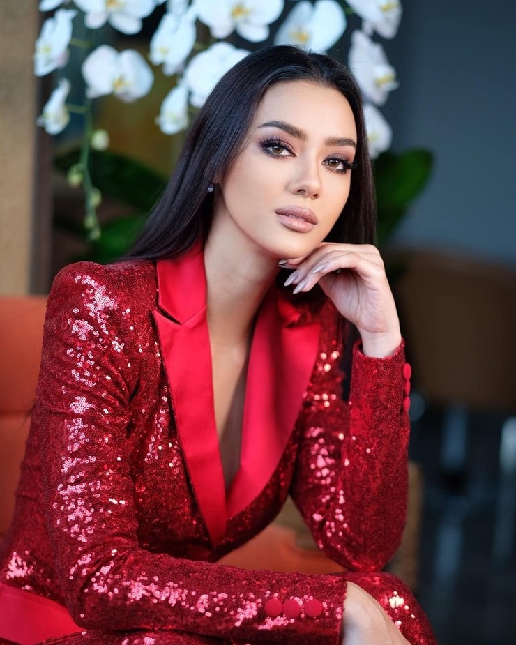 Picture of Amanda Obdam