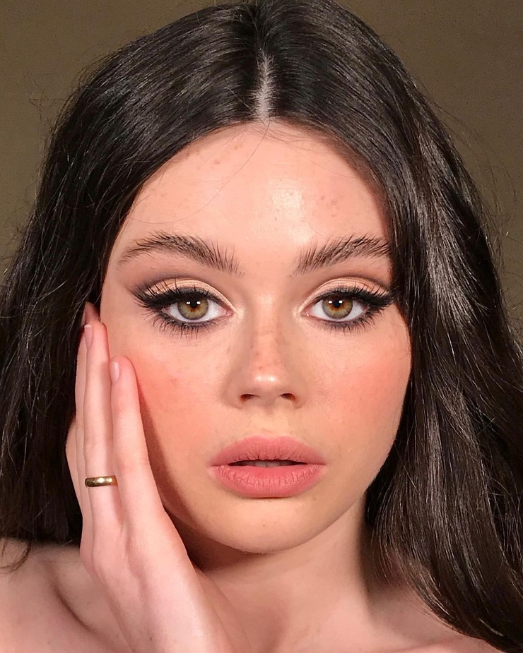 Ava Rose Peterson picture