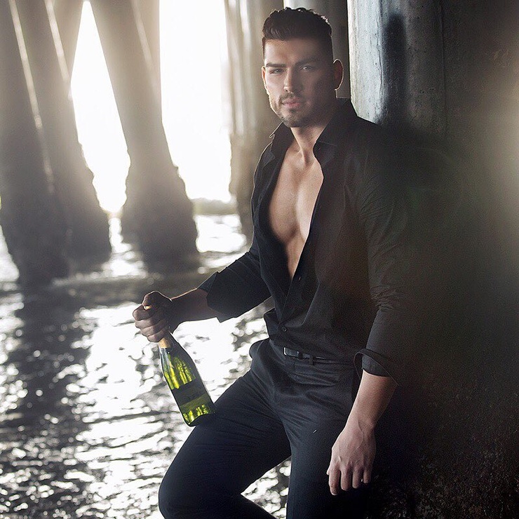 Mario Rodriguez image