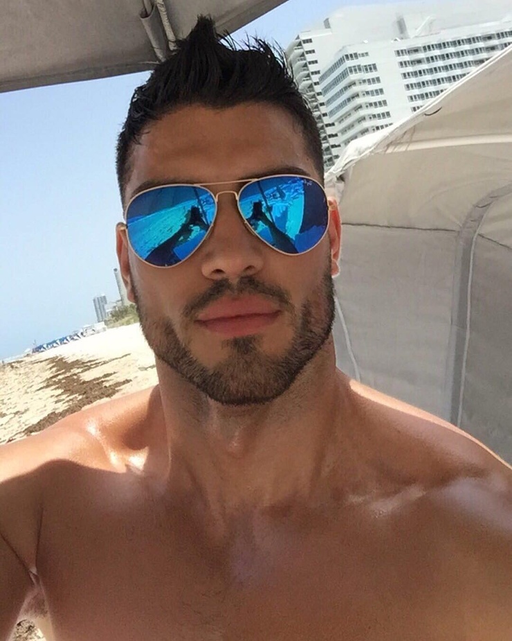 Mario Rodriguez image