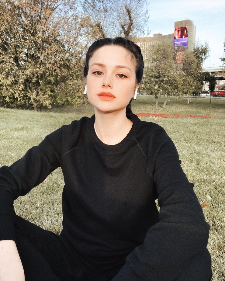 Picture of Lisa Rosh