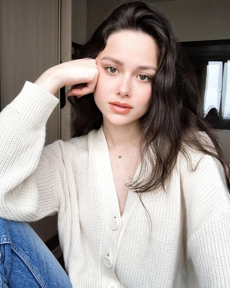 Picture of Lisa Rosh