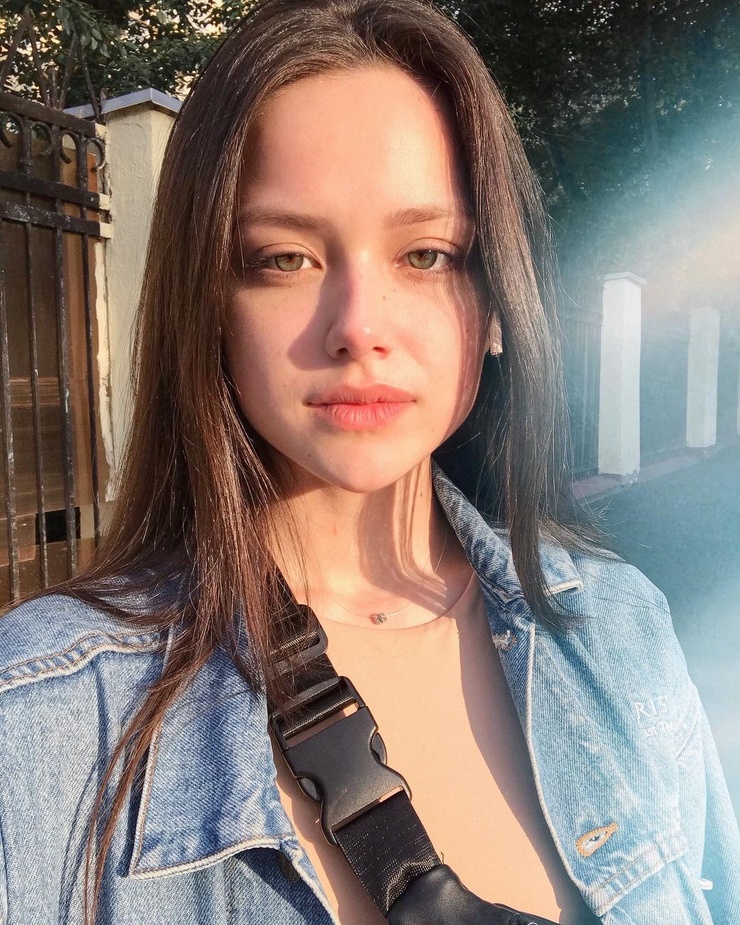 Picture of Lisa Rosh