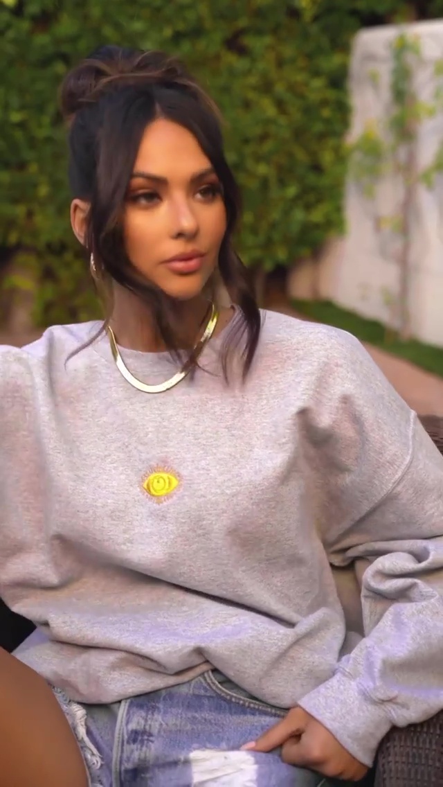 Christen Harper image