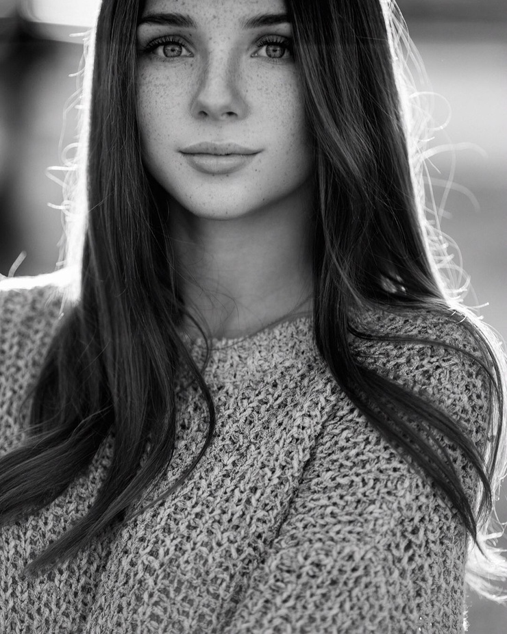 Picture Of Darleen Josephine