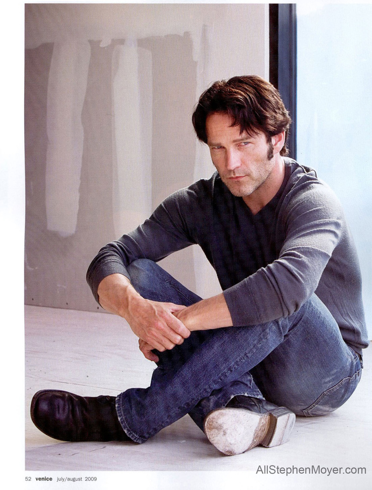 Picture of Stephen Moyer