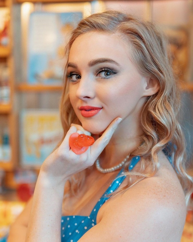 Picture of Michaela Lee