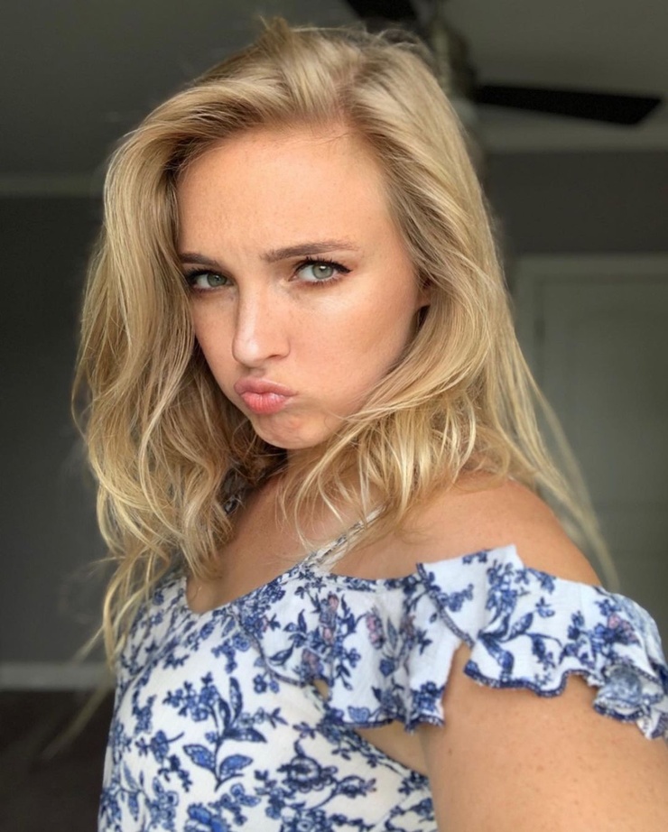 Image of Michaela Lee