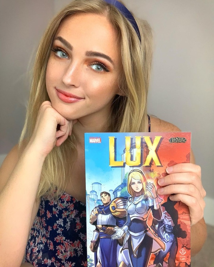 Picture of Michaela Lee