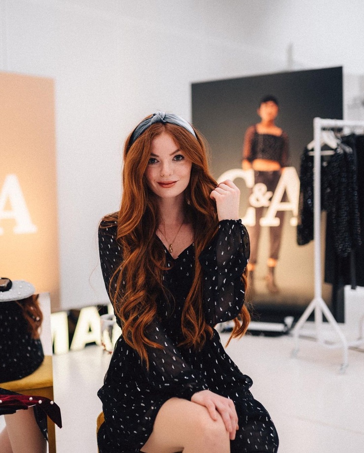 Picture of Laura Roxanna