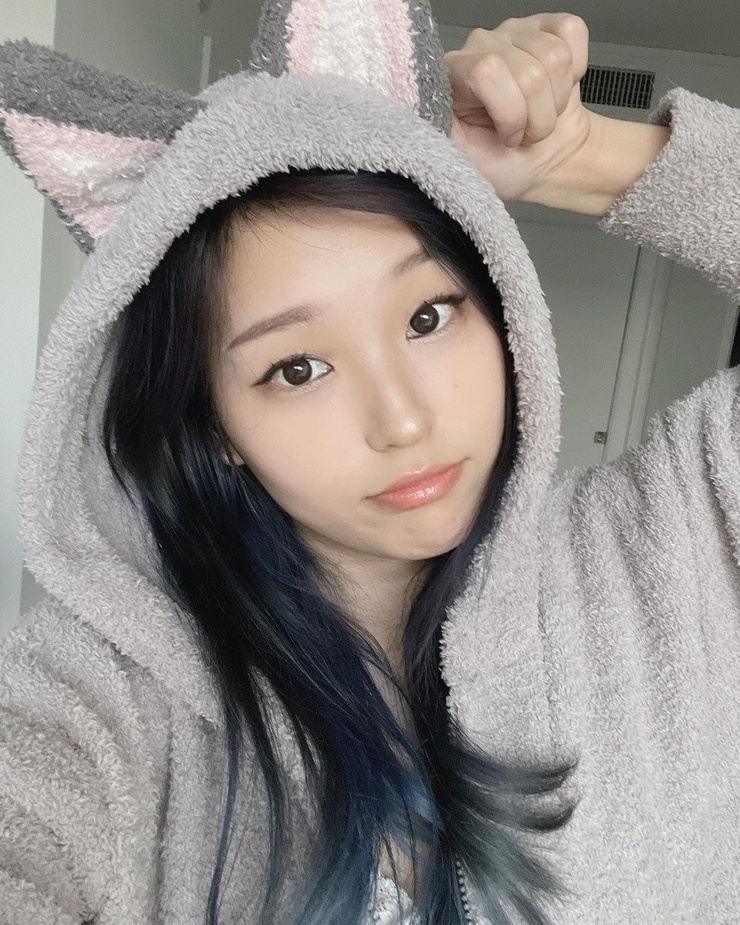 hyoon picture