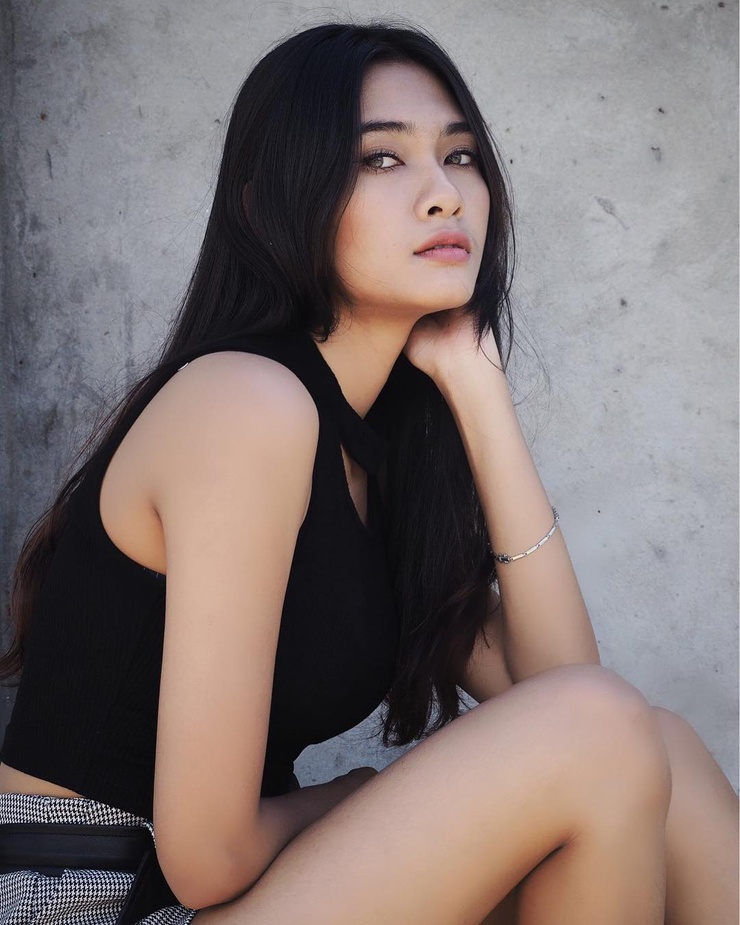 Picture of Thuzar Wint Lwin