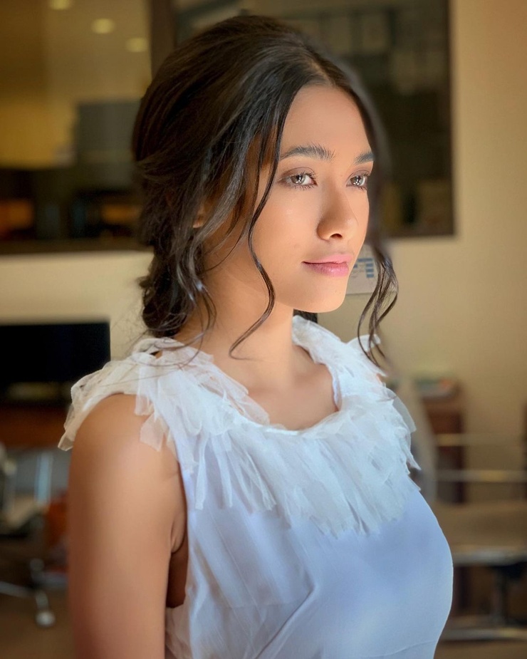 Picture of Thuzar Wint Lwin