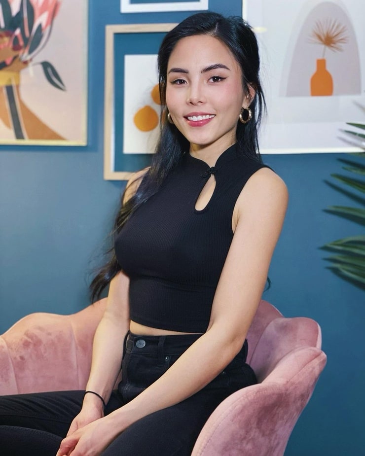 Image of Anna Akana