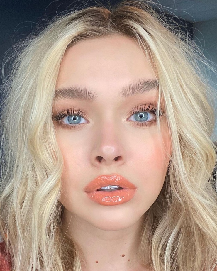 Gracie Lancaster image