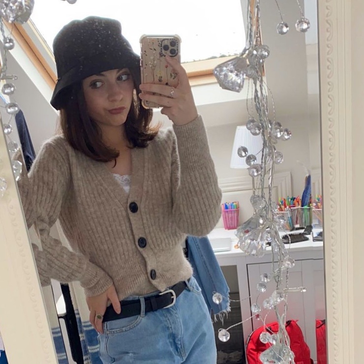 Picture of Lara McDonnell