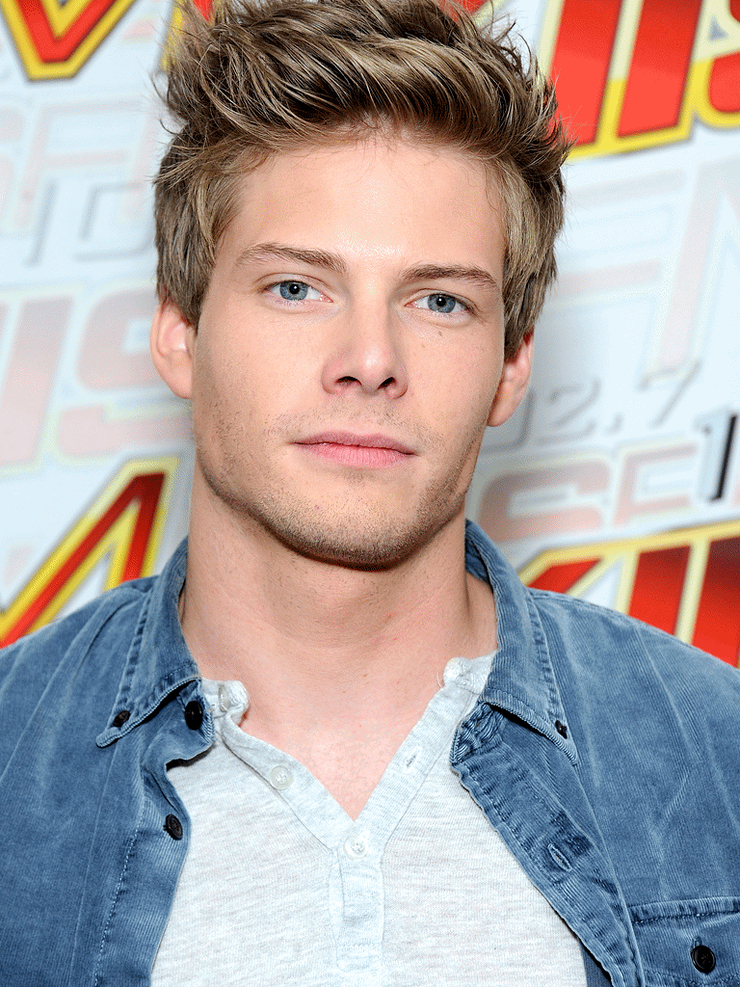 Picture of Hunter Parrish