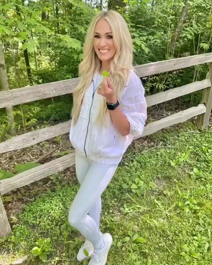 Picture of Carrie Underwood