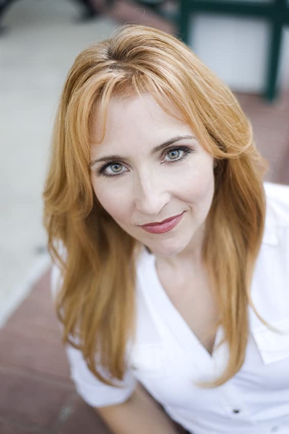 Picture of Kara Rainer