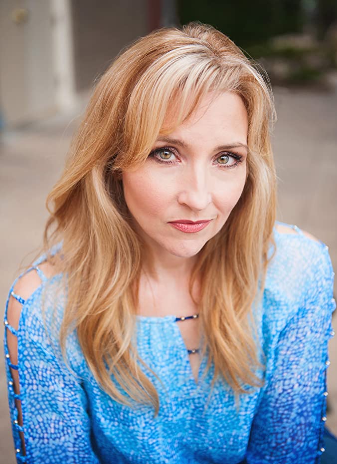 Picture of Kara Rainer