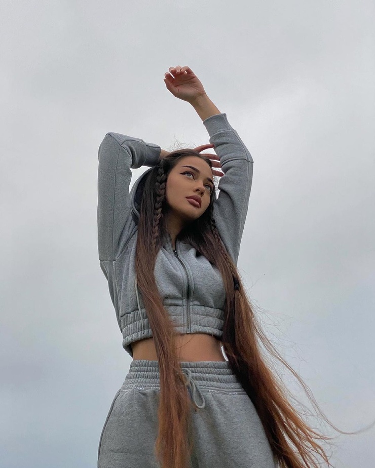 Picture of Isabel Rose