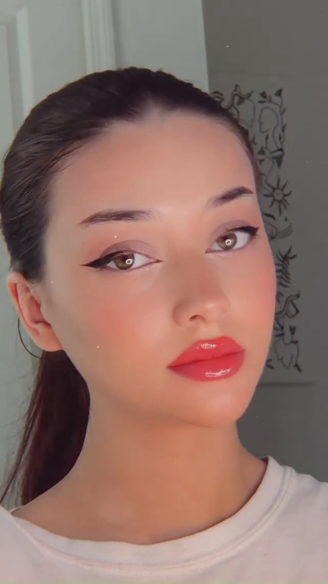 Picture of Isabel Rose