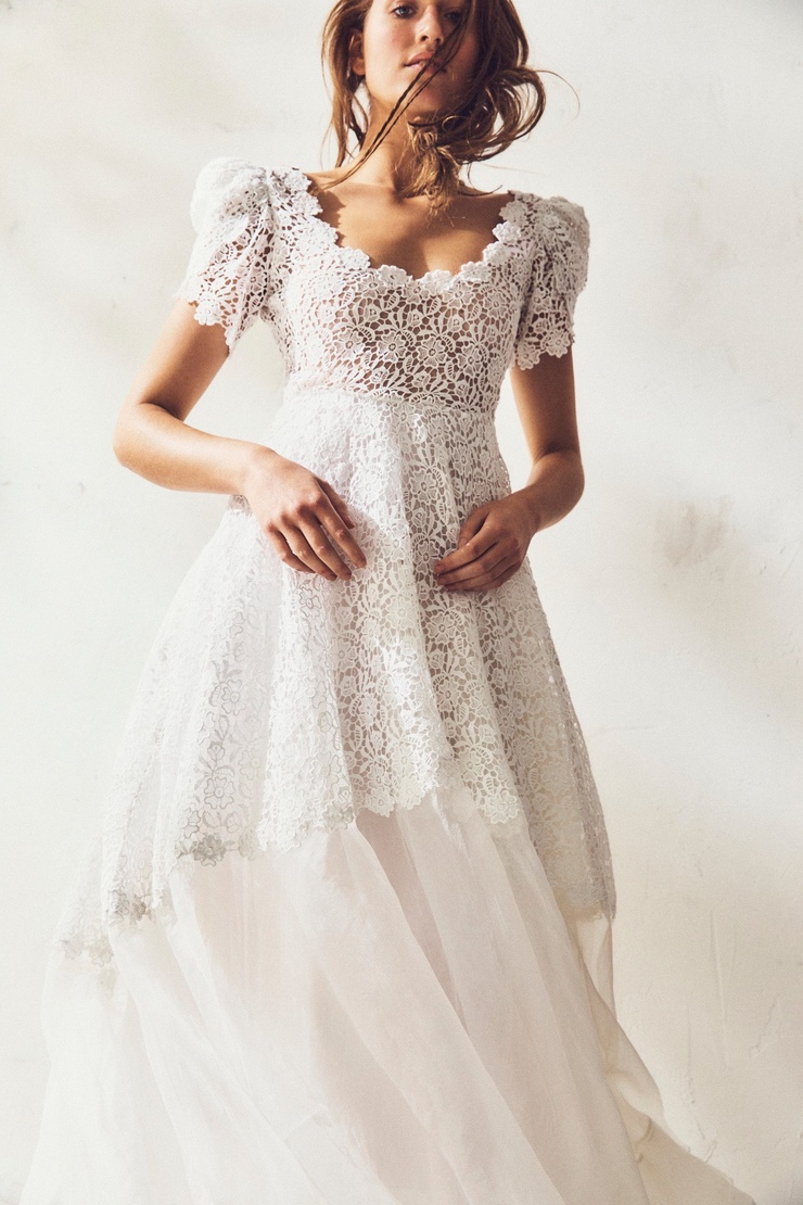 Altyn Isabella Simpson image