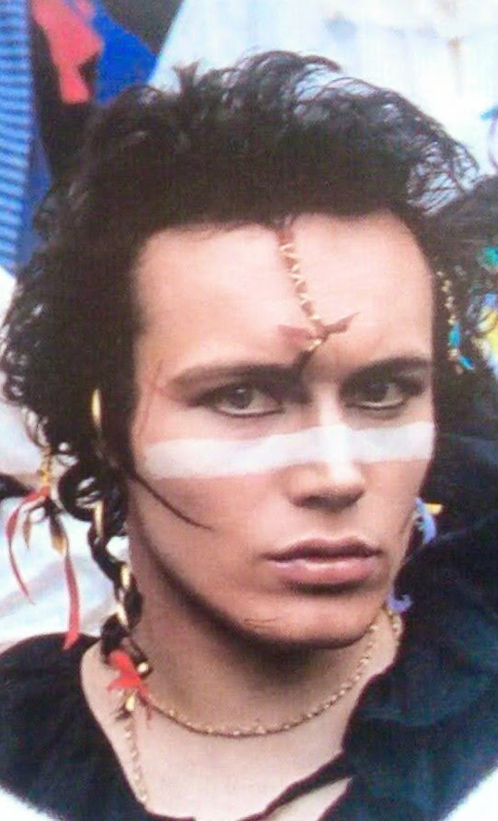 Listal - List the stuff you love! Movies, TV, music, games and books