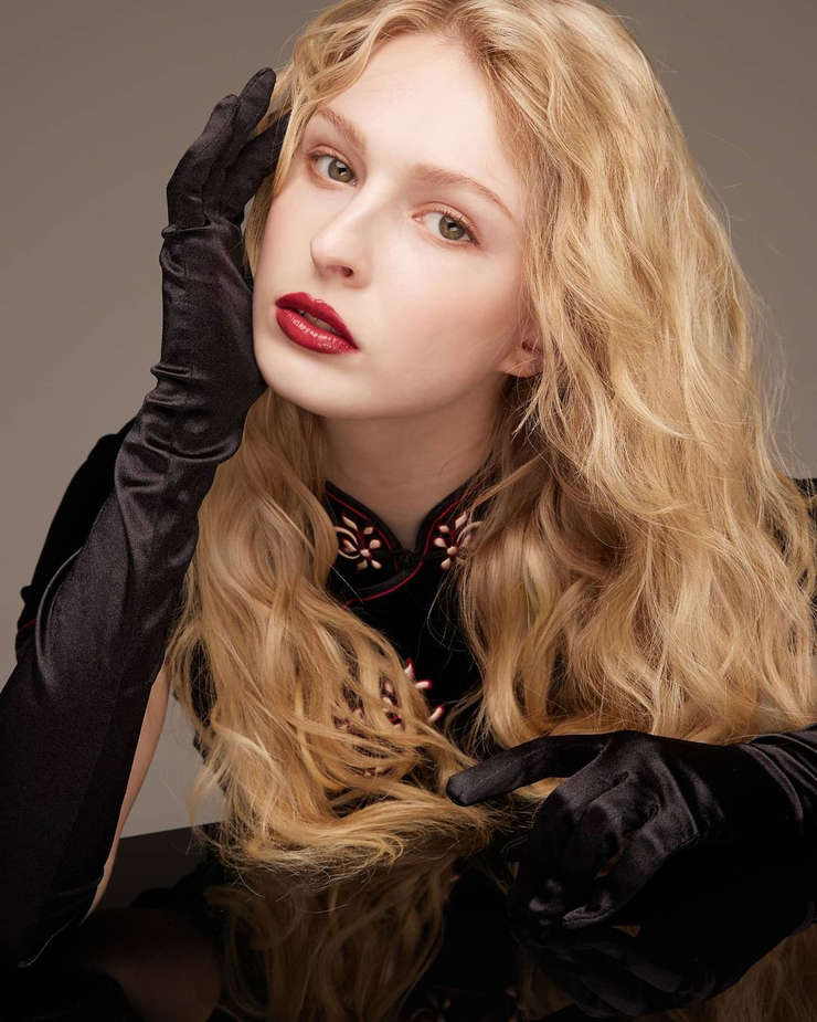 Picture of Sasha (model)