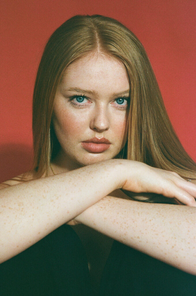 Picture of Emma Crawford (model)