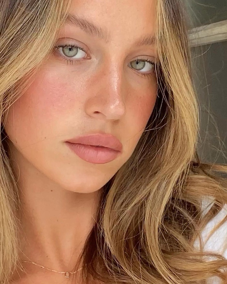 Picture of Olivia Mathers