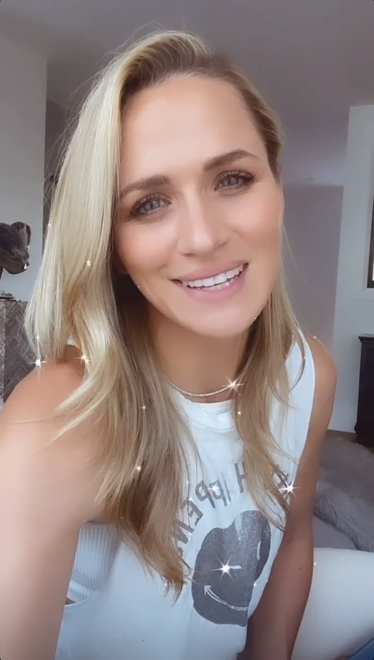 Shantel VanSanten picture