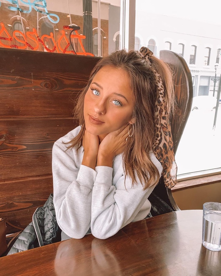 Picture of Zoey Aune