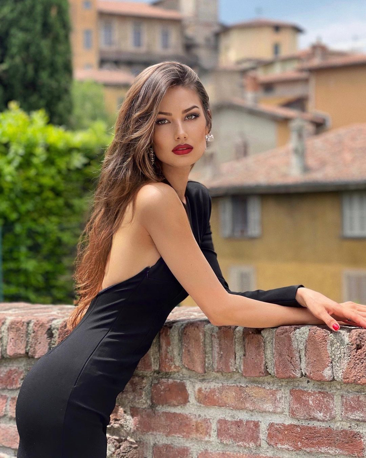 Picture of Arina Bernardini Drozdetckaia