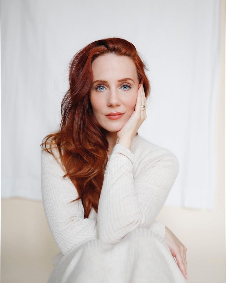 Simone Simons picture