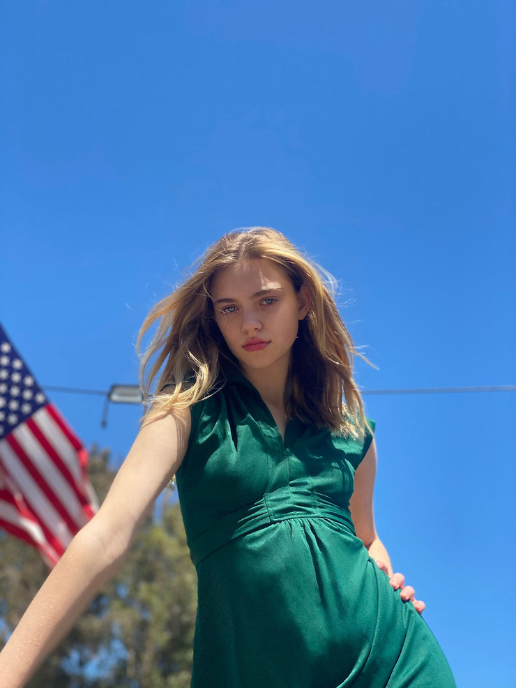 Isabel Gravitt picture