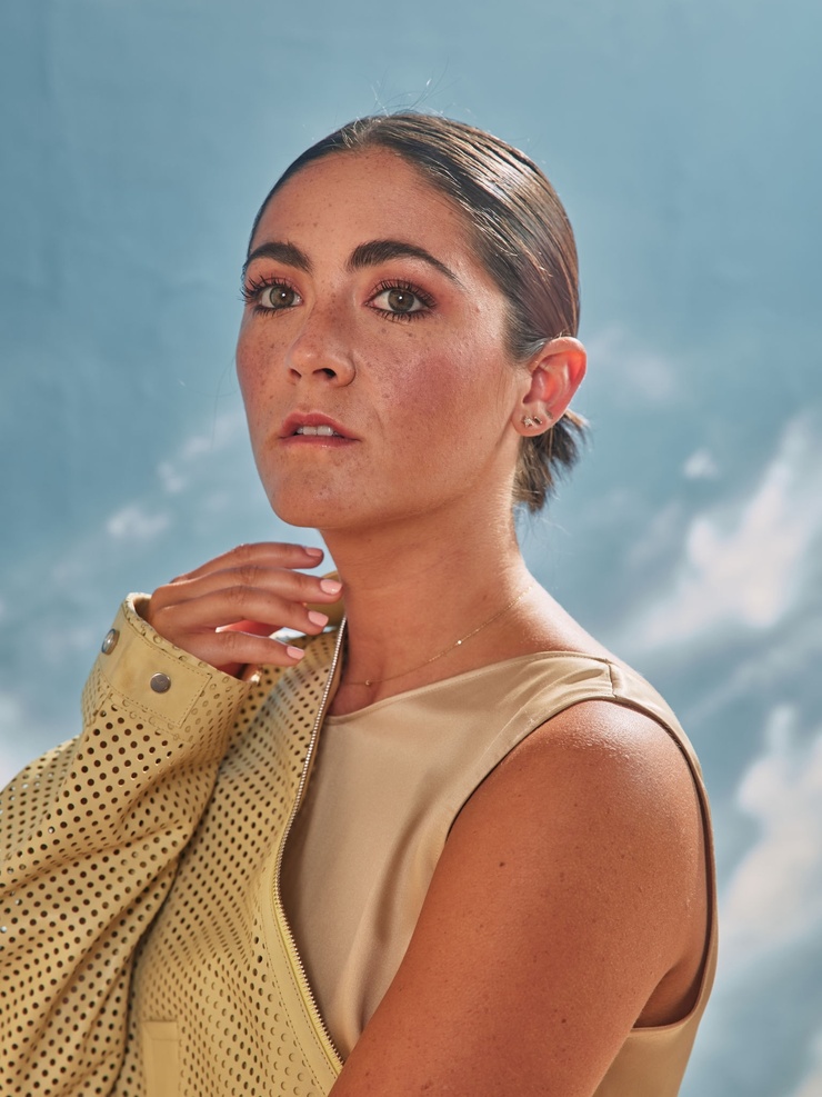Isabelle Fuhrman picture