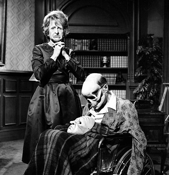 Virginia Gregg, Robert Keith