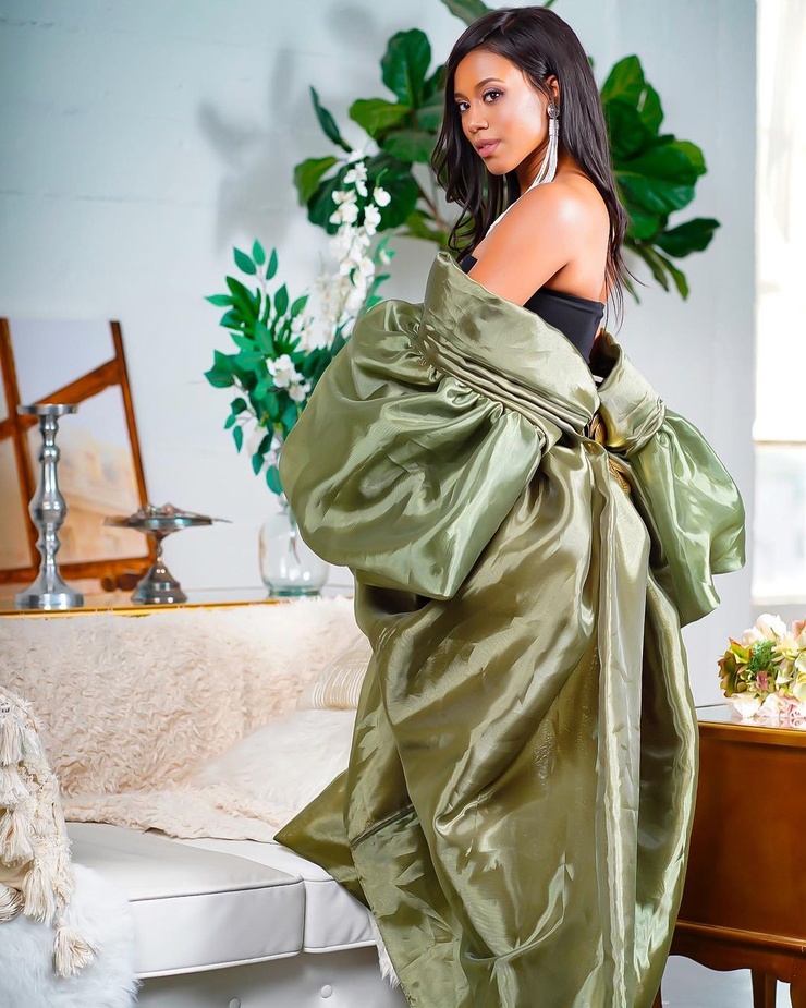 Picture of Stephanie Charles