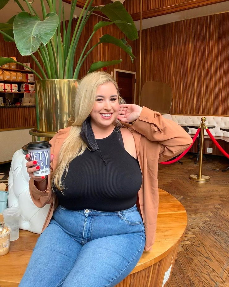 Picture of Lauren Sangster