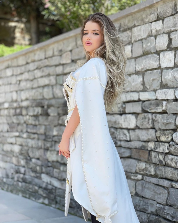 Picture of Alexandra Danilova (I)