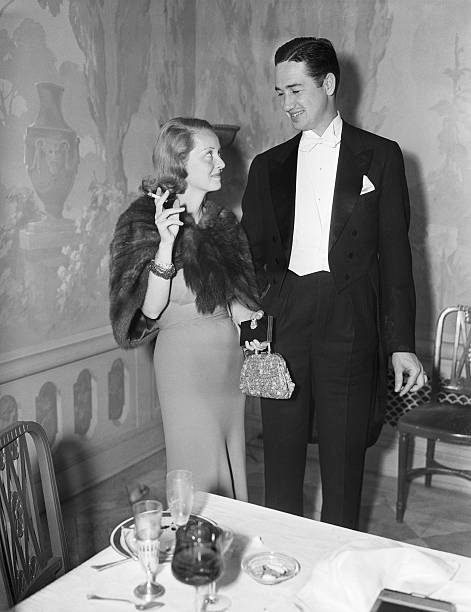 Bette Davis, Harmon Nelson